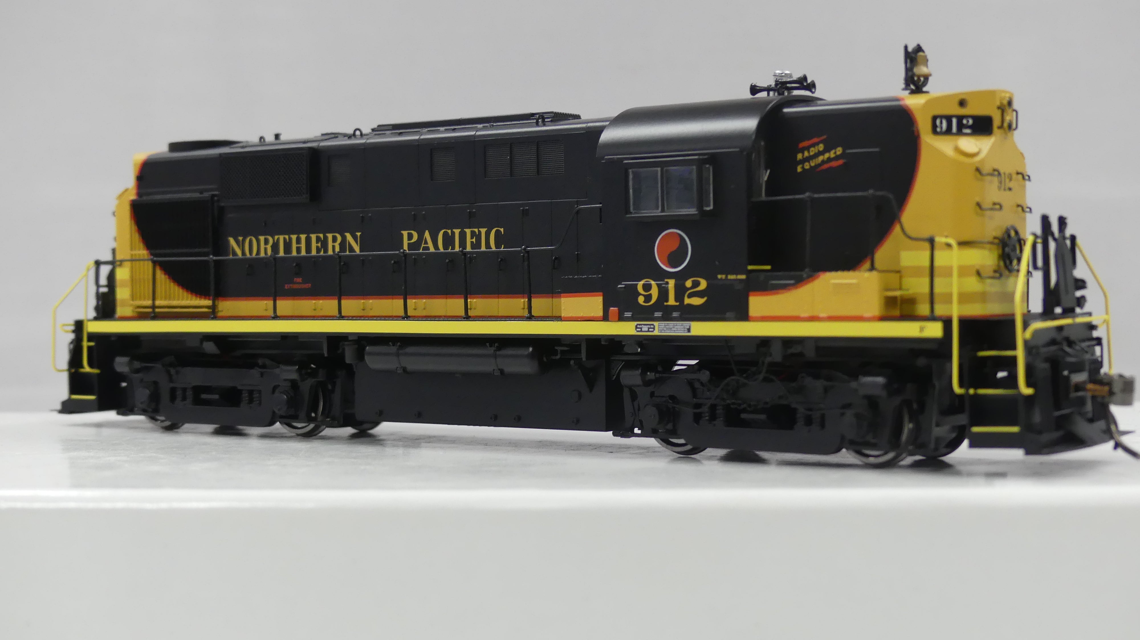 Rapido Ho Scale ALCO RS11 Northern Pacific DCC & Sound – Railway City ...