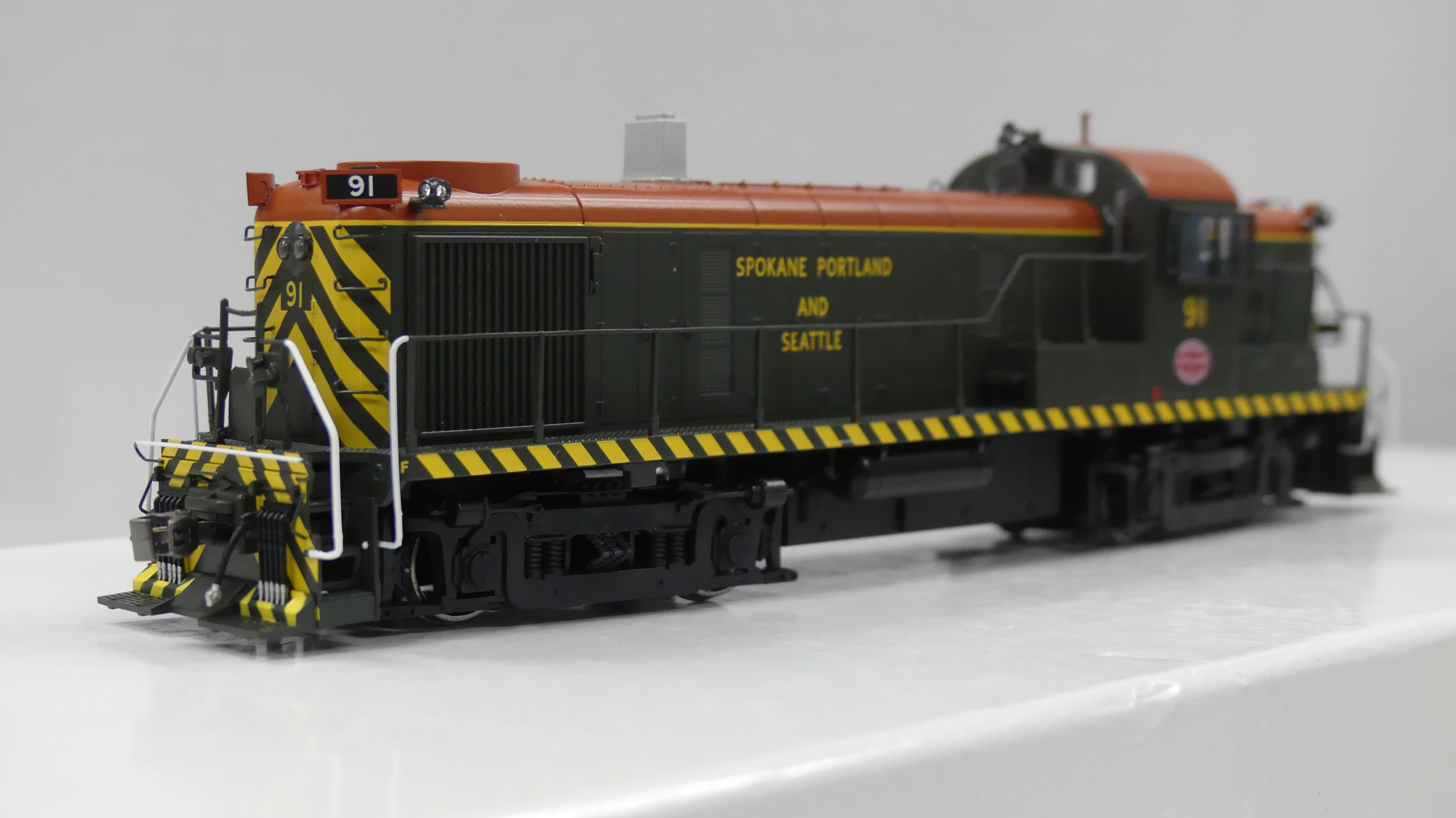 Bowser HO Scale RS-3 Spokane, Portland & Seattle DCC & Sound – Railway ...