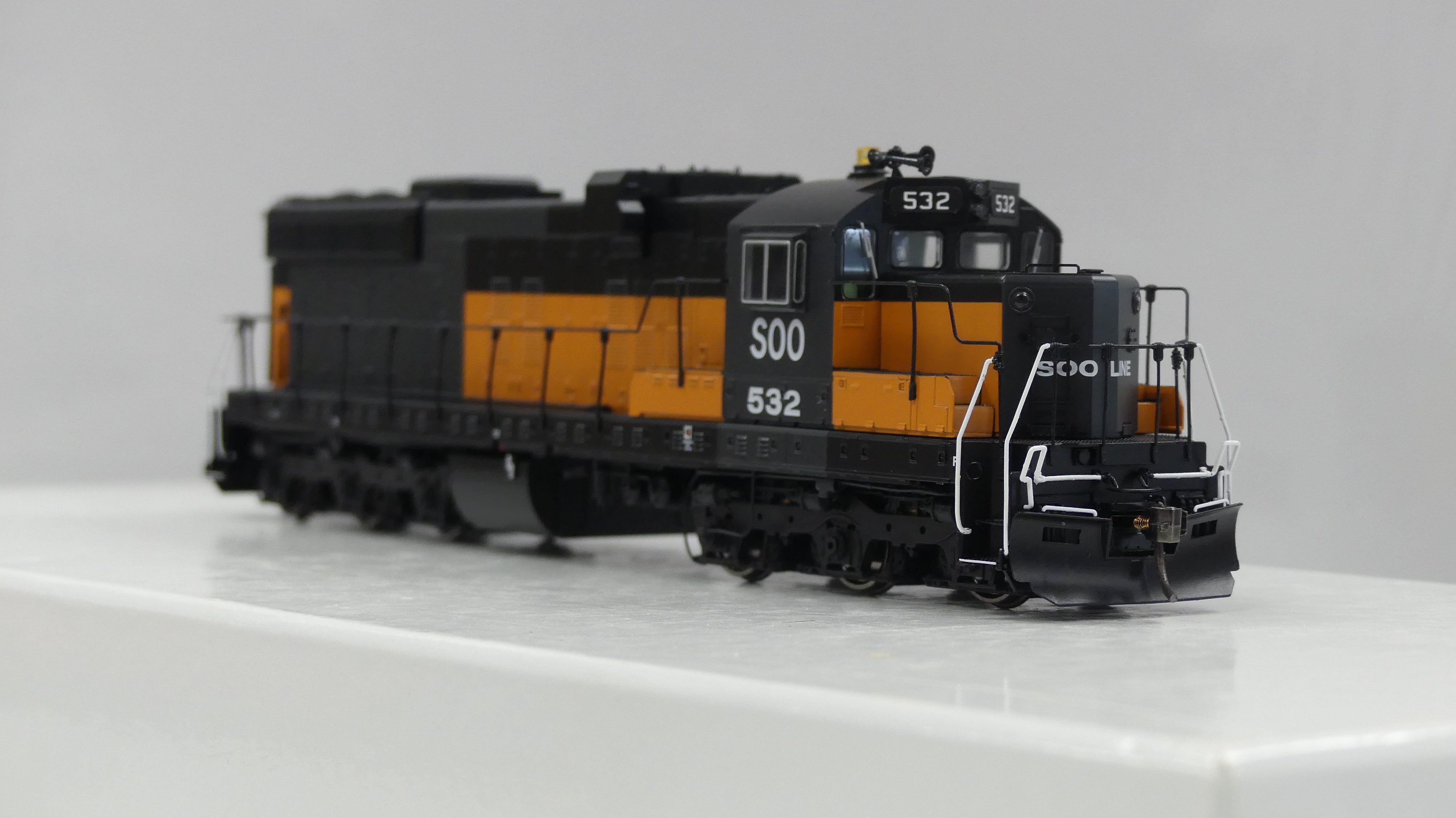 Rapido Ho Scale EMD SD10 Soo Line Ex Milw DCC & Sound – Railway City ...